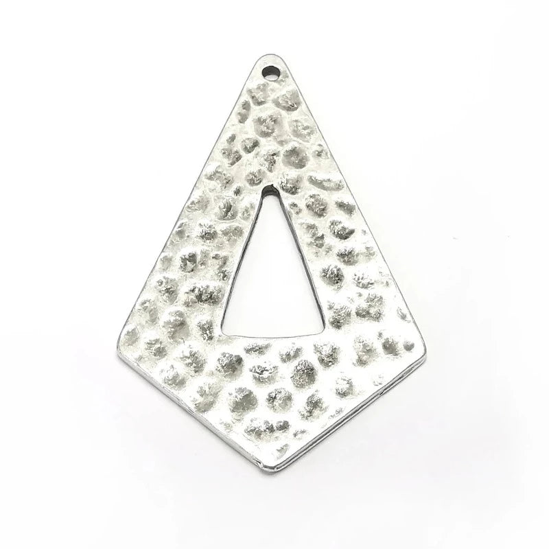 Antique Silver Plated Triangle Charms – CharmsChainsCraft